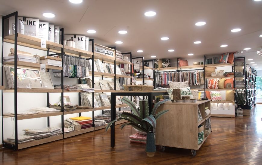 Επίπλωση Καταστήματος Λευκών Ειδών Spitishop στην Αγία Παρασκευή - Blog